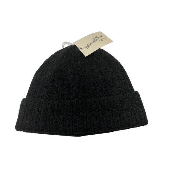 Universal Thread | Accessories | Universal Thread Women One Size Beanie ...